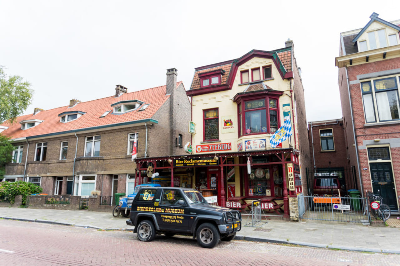 Beer advertisement museum - Explore Breda