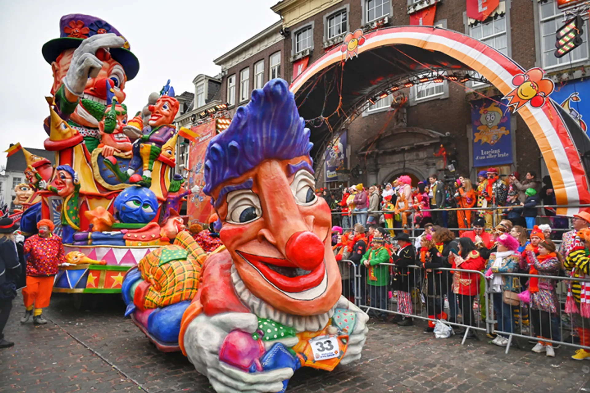 Carnavalsoptochten in Breda